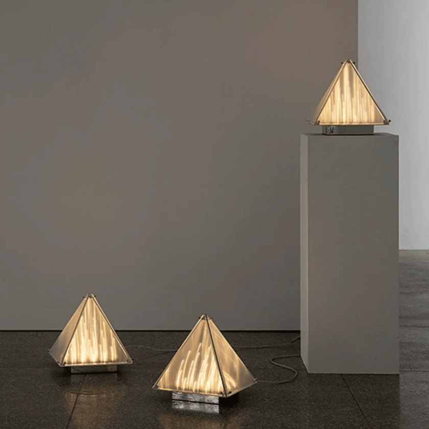 Pyramid Table Lamp – Elenorra